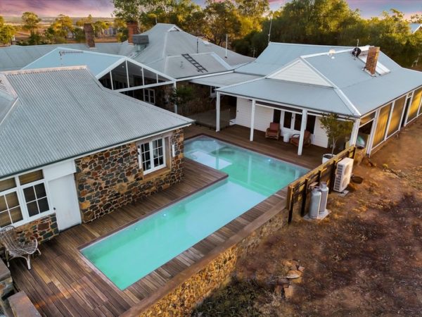 Custom Swimming Pool Builders Perth | New Pool builder Perth, WA
